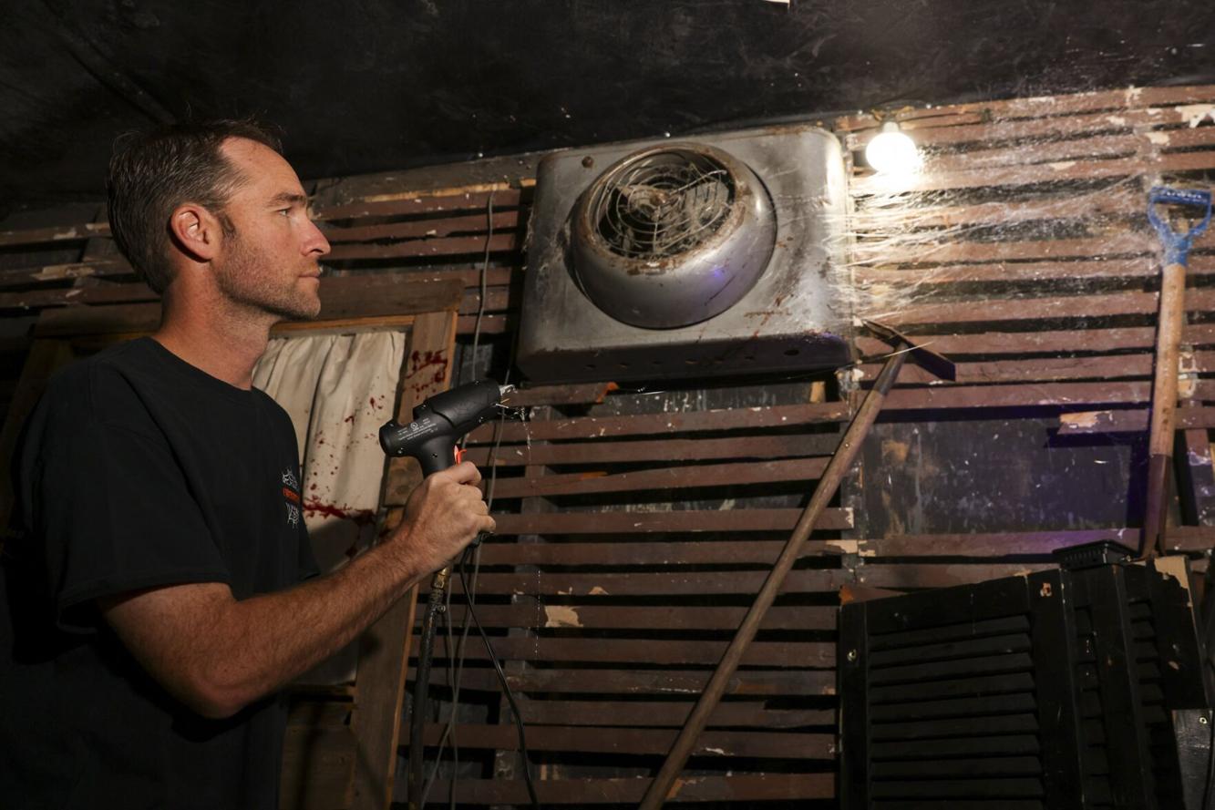 Omaha brothers invent device to make spider webs