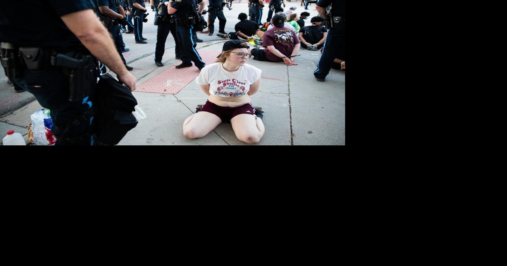 Fourth day of Omaha protests brings more clashes after curfew, but also ...