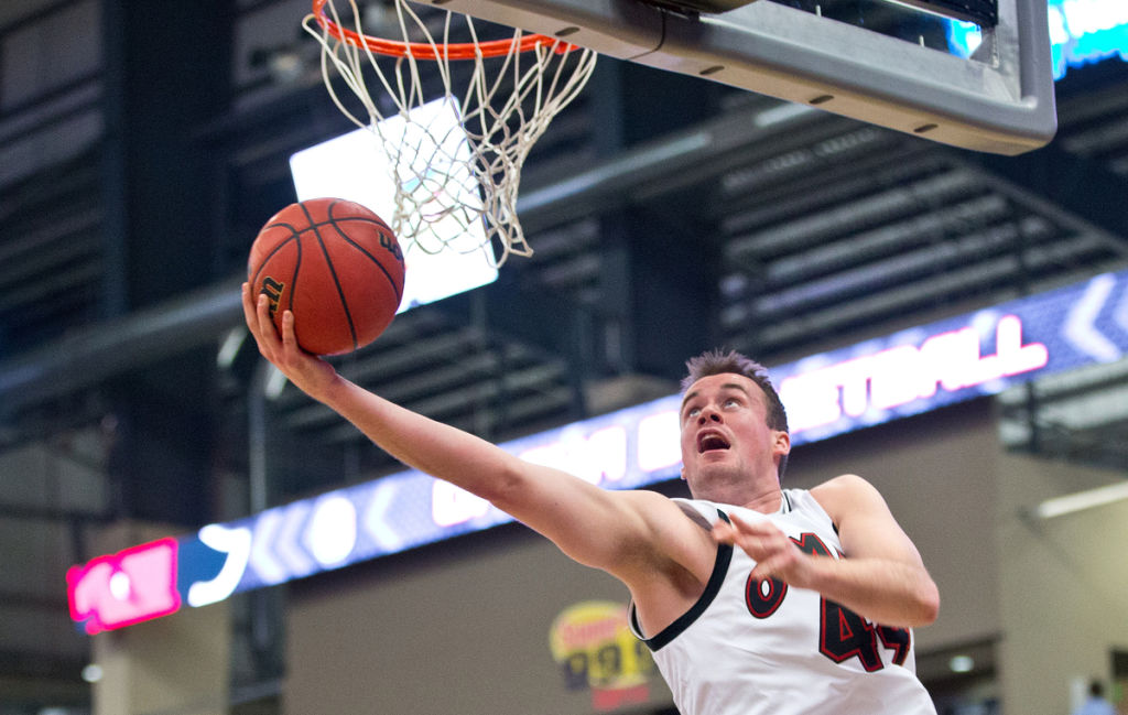 UNO's longtime friends ready for one more