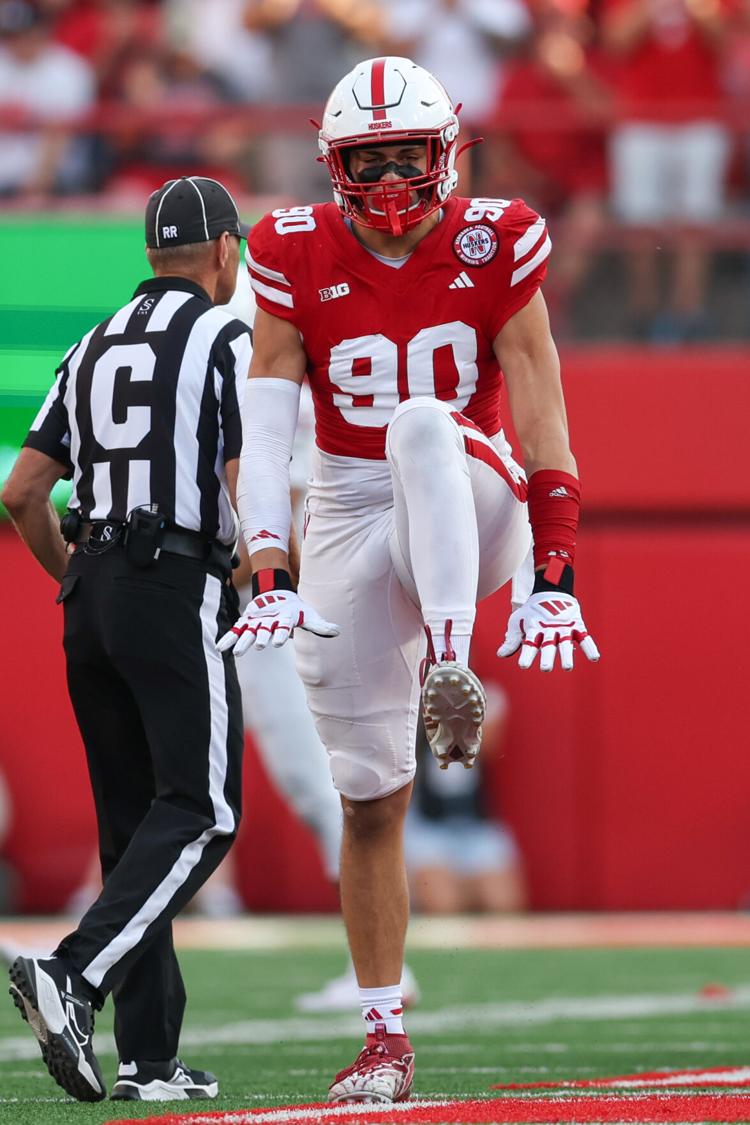 'Unsung hero': Brian Buschini delivers — with his foot and arm — when ...