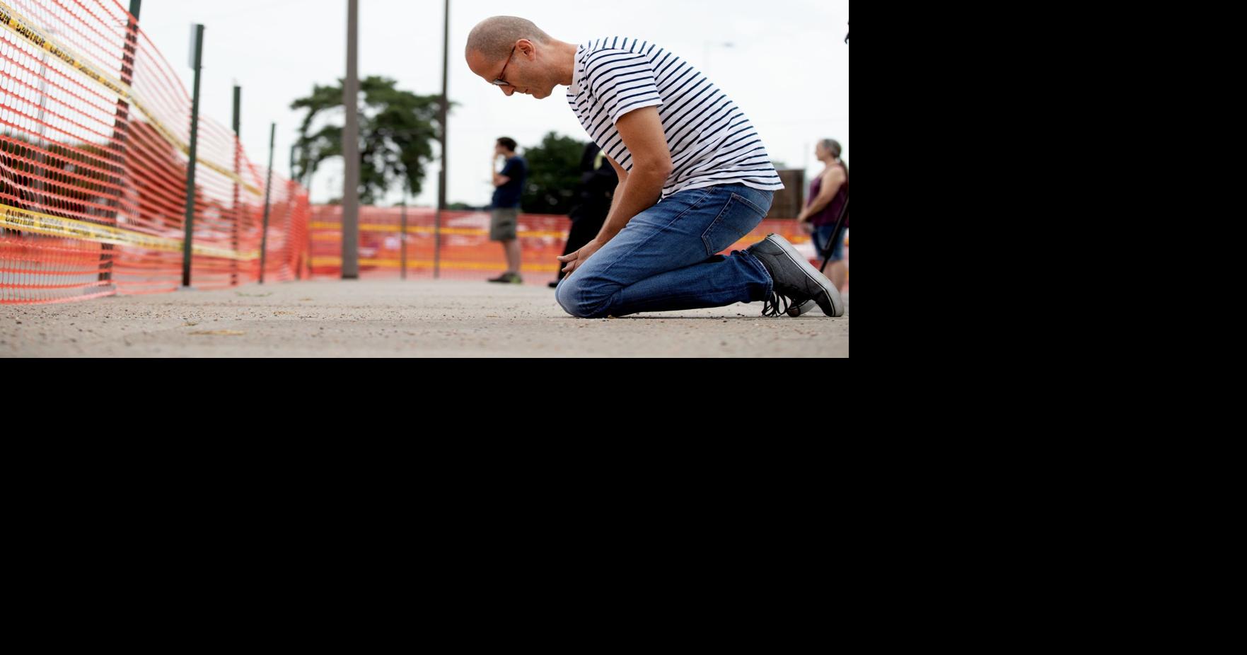 Grounds outside Nebraska State Pen were quiet as officials prepared to ...