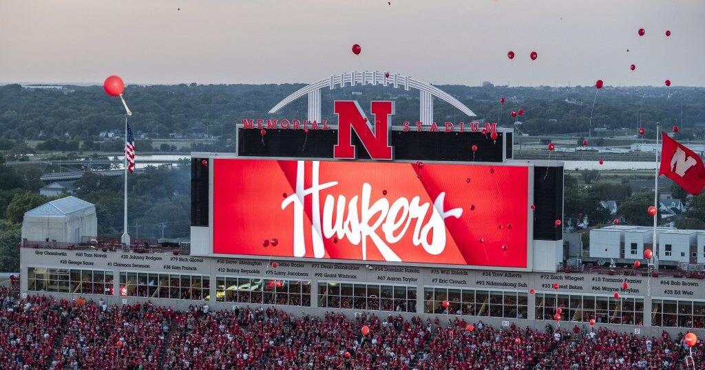 Iowa Western kicker Josh Jasek commits to Nebraska
