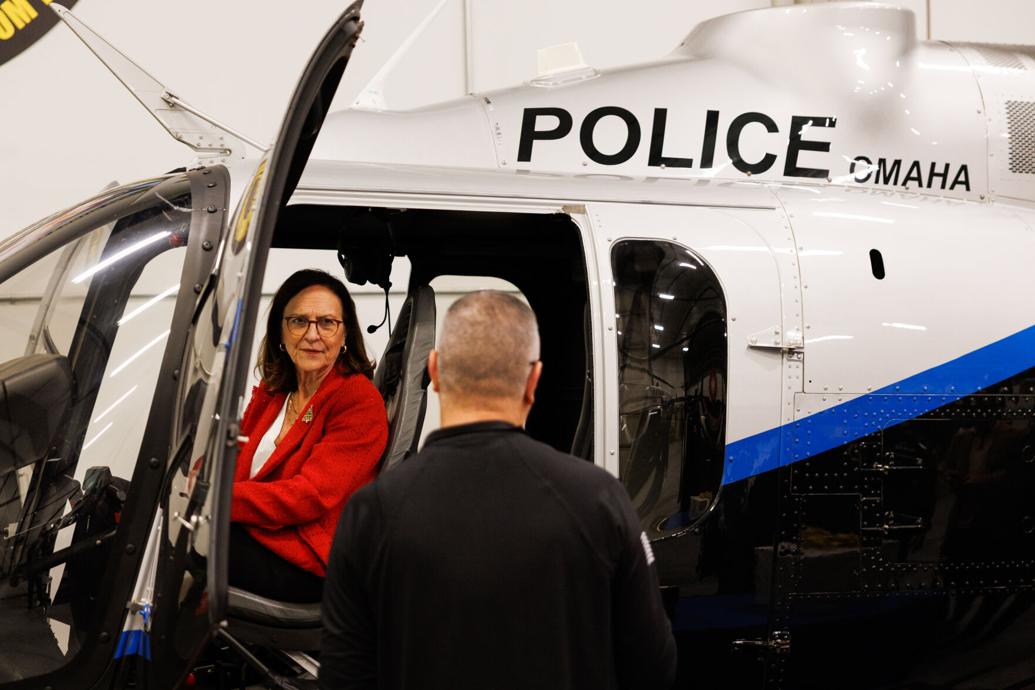 Photos: U.S. Sen. Deb Fischer tours Omaha Police Air Support Unit