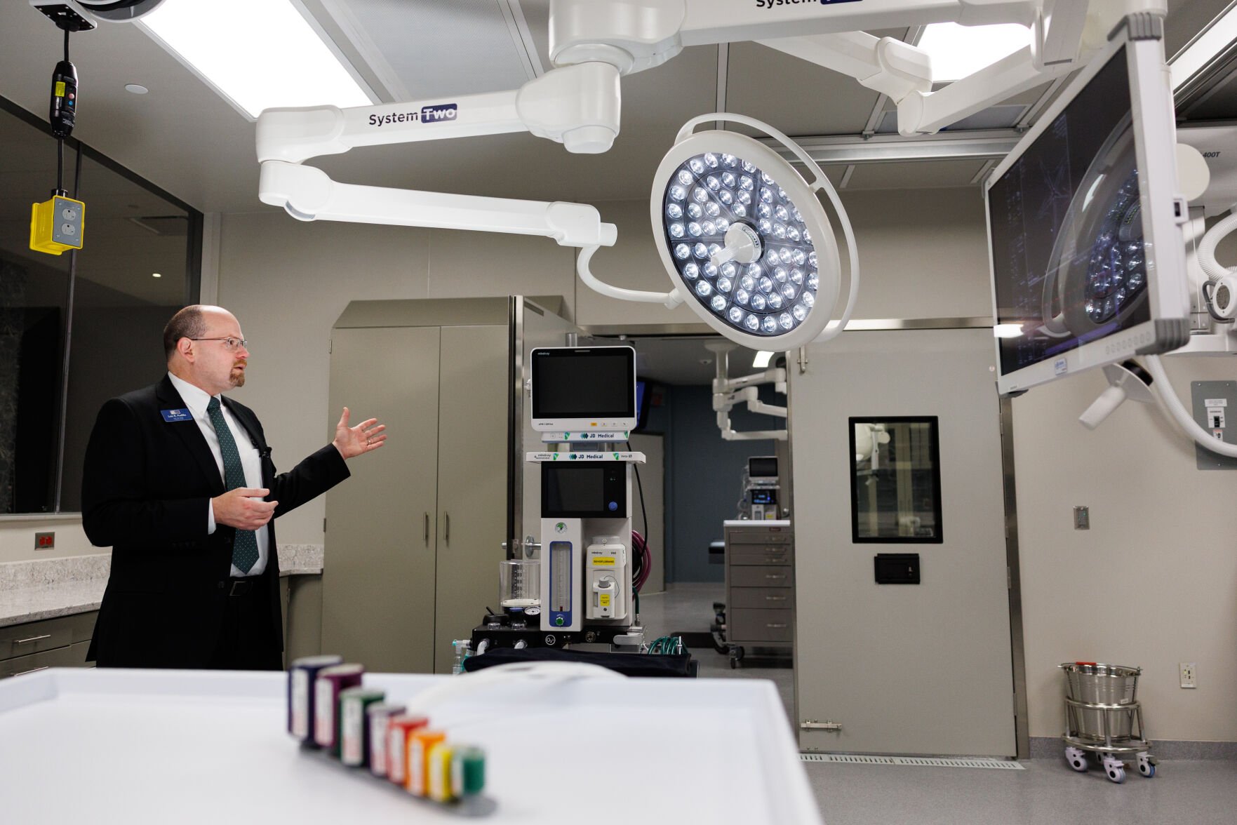 Omaha zoo thrilled to show off new cutting-edge animal hospital