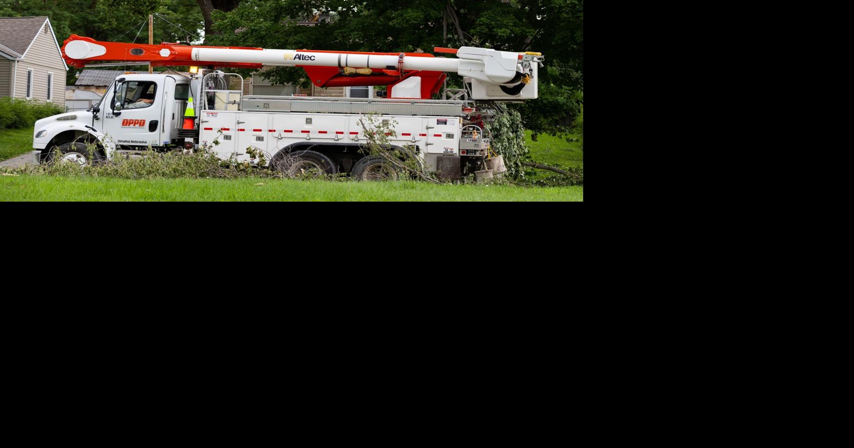 Omaha power outages from Nebraska, Iowa storms: 5 things to know