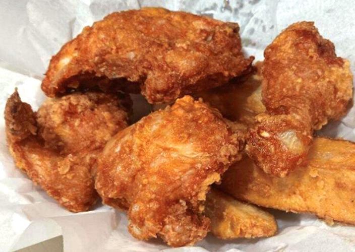 Get in on the raccoon entertainment at this Nebraska fried chicken shack