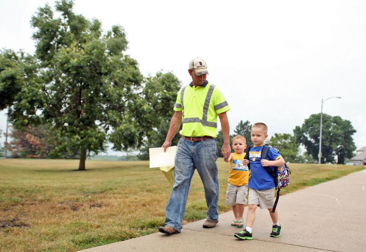 5 ways parents can get involved at their child's school