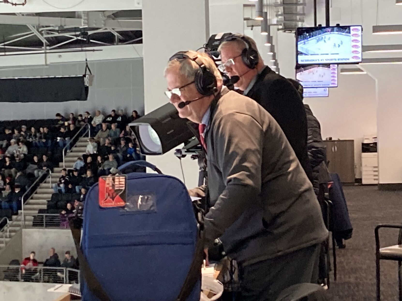 Terry Leahy called his 1,000th Omaha hockey game on Friday and has no ...