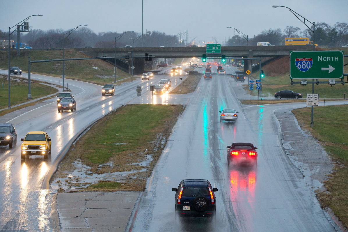 Omaha area sees snow after sleet falls Monday morning | Weather | omaha.com