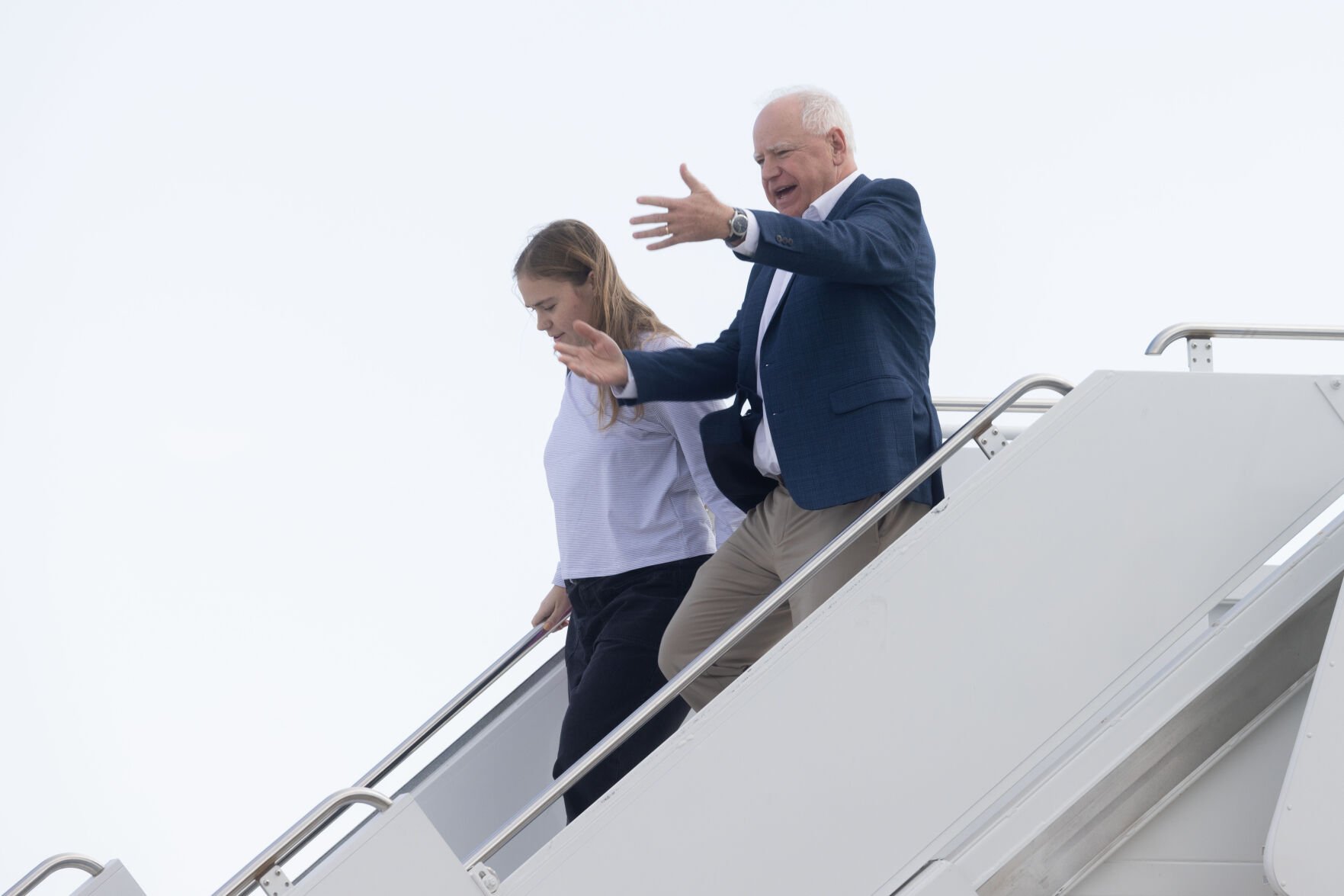 Tim Walz to appear in Omaha on Saturday