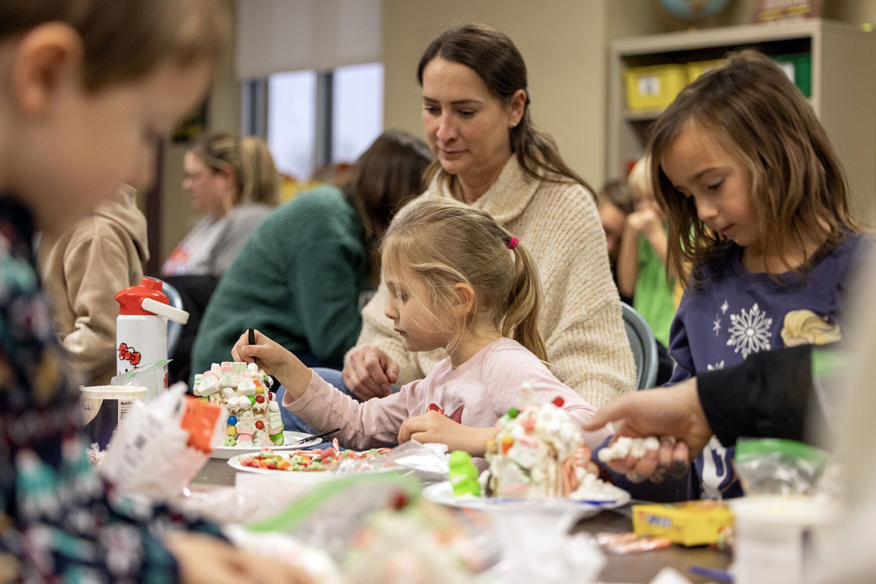 Look back at College View kindergarteners enjoying gingerbread event