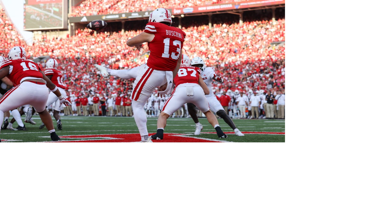 'Unsung hero': Brian Buschini delivers — with his foot and arm — when ...