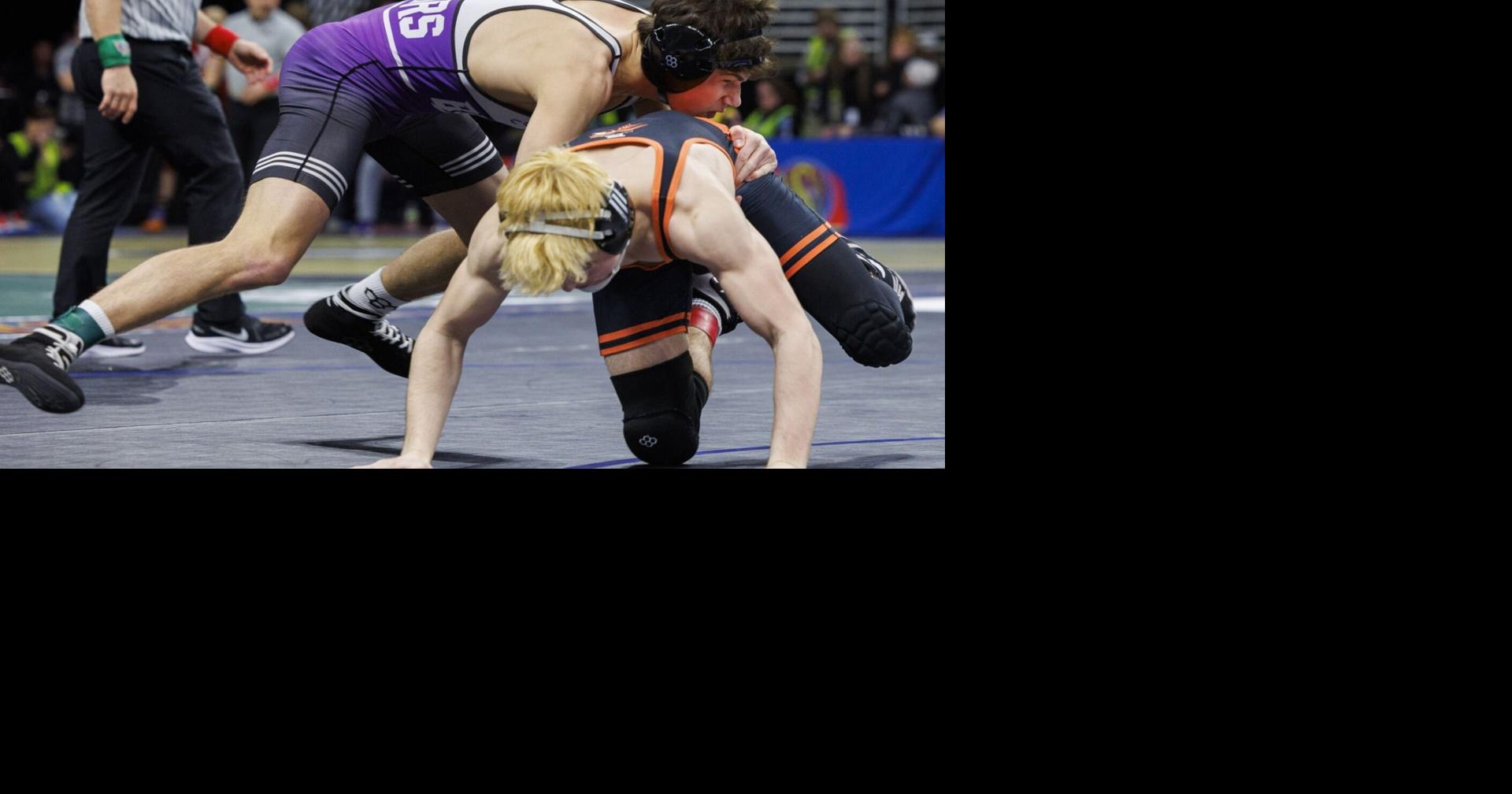 Blair's Hudson Loges dominates on way to Class B semifinals