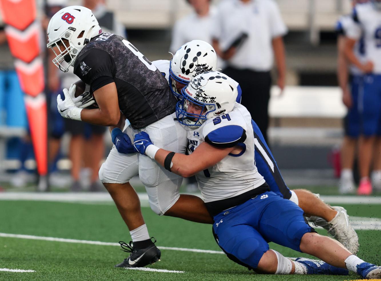 Elkhorn North stays undefeated after cruising to win over Gretna