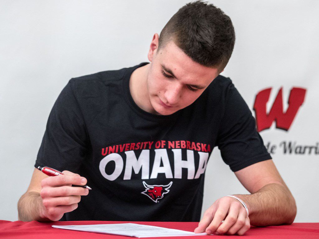 Westside basketball players Jadin Booth, Jasmine McGinnis-Taylor ...