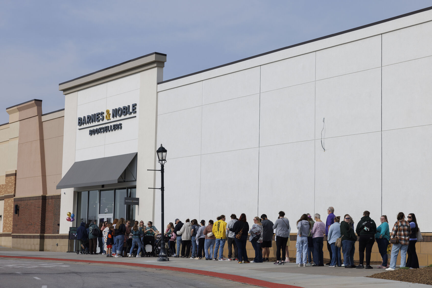 Photos: Barnes & Noble opens in Papillion's Shadow Lake Towne Center