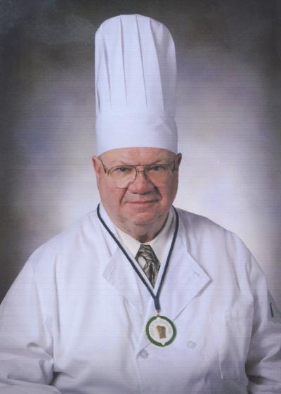 Omaha chef Paul Goebel, 81, achieved rare Golden Toque status