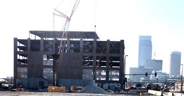 Kiewit headquarters building reaches new heights