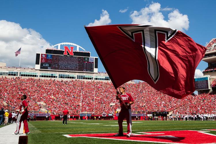 Peyton Newell honored to receive Sam Foltz Memorial Scholarship. 'He ...