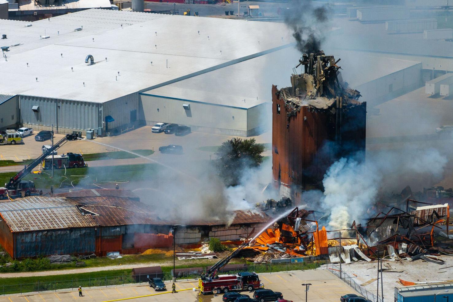Photos: Large fire after an explosion at industrial area in Fremont
