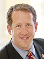 Nebraska Rep. Adrian Smith and wife, Andrea, welcome first child