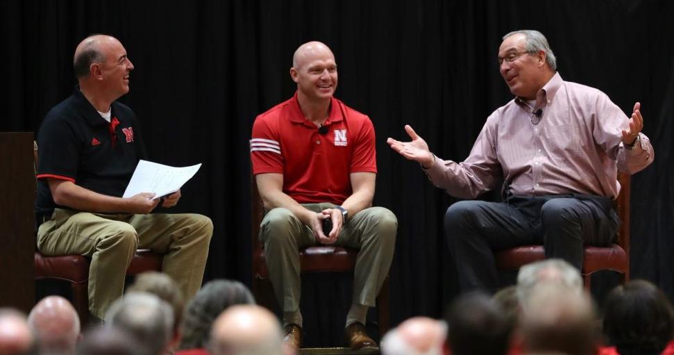 Matt Davison speaks of Husker unity as anticipation builds for Scott ...