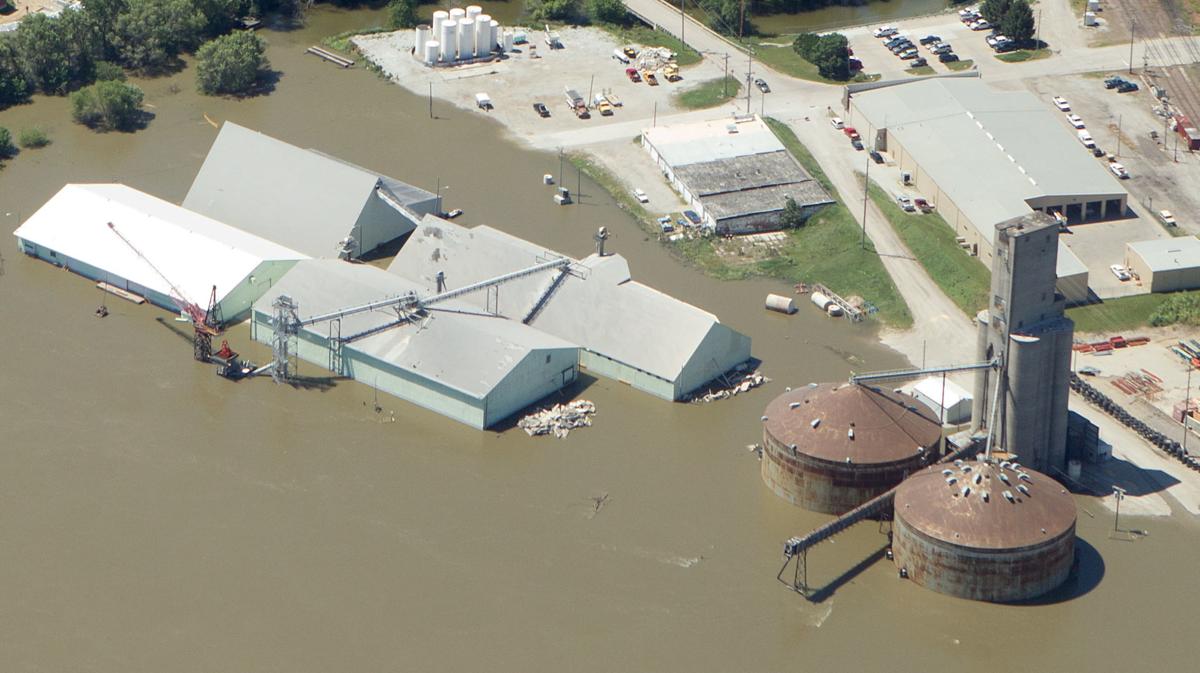 Photos: The Missouri River flood of 2011 caused more than $1 billion in ...