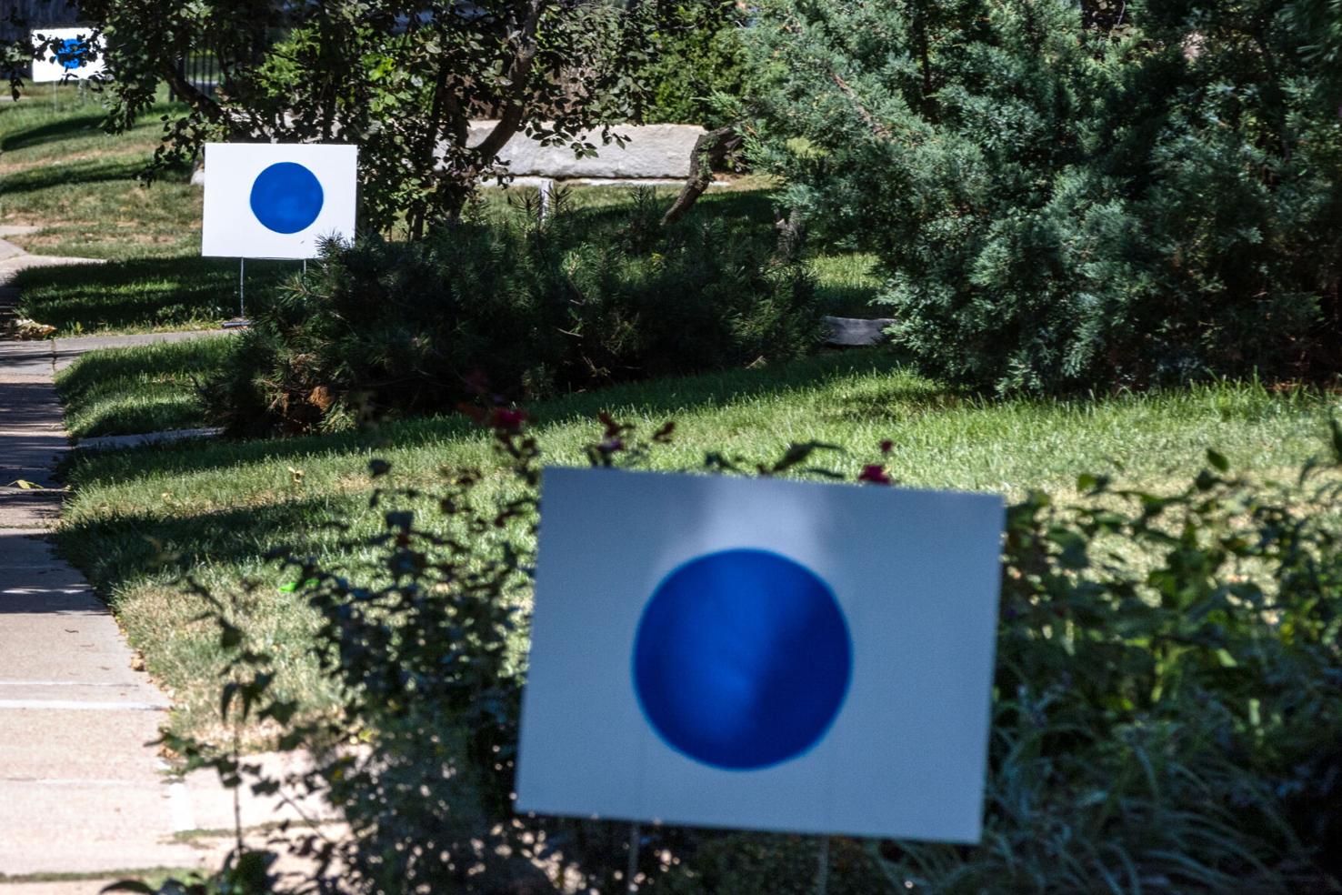Here's why 'Blue Dot' signs are popping up around Omaha