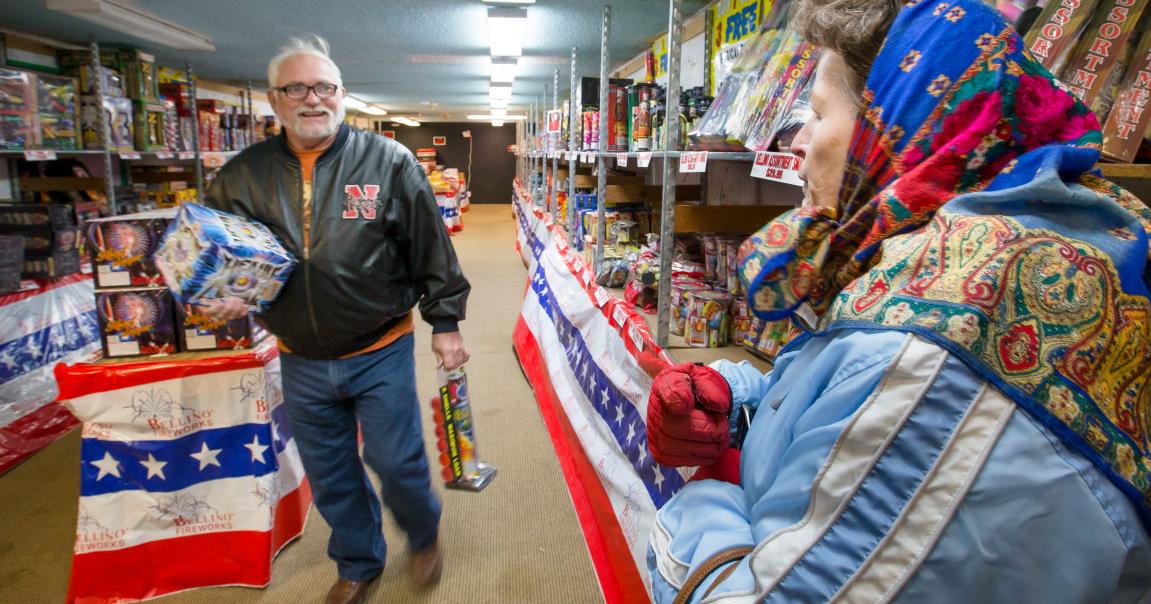 Fireworks vendors optimistic about New Year’s holiday sales