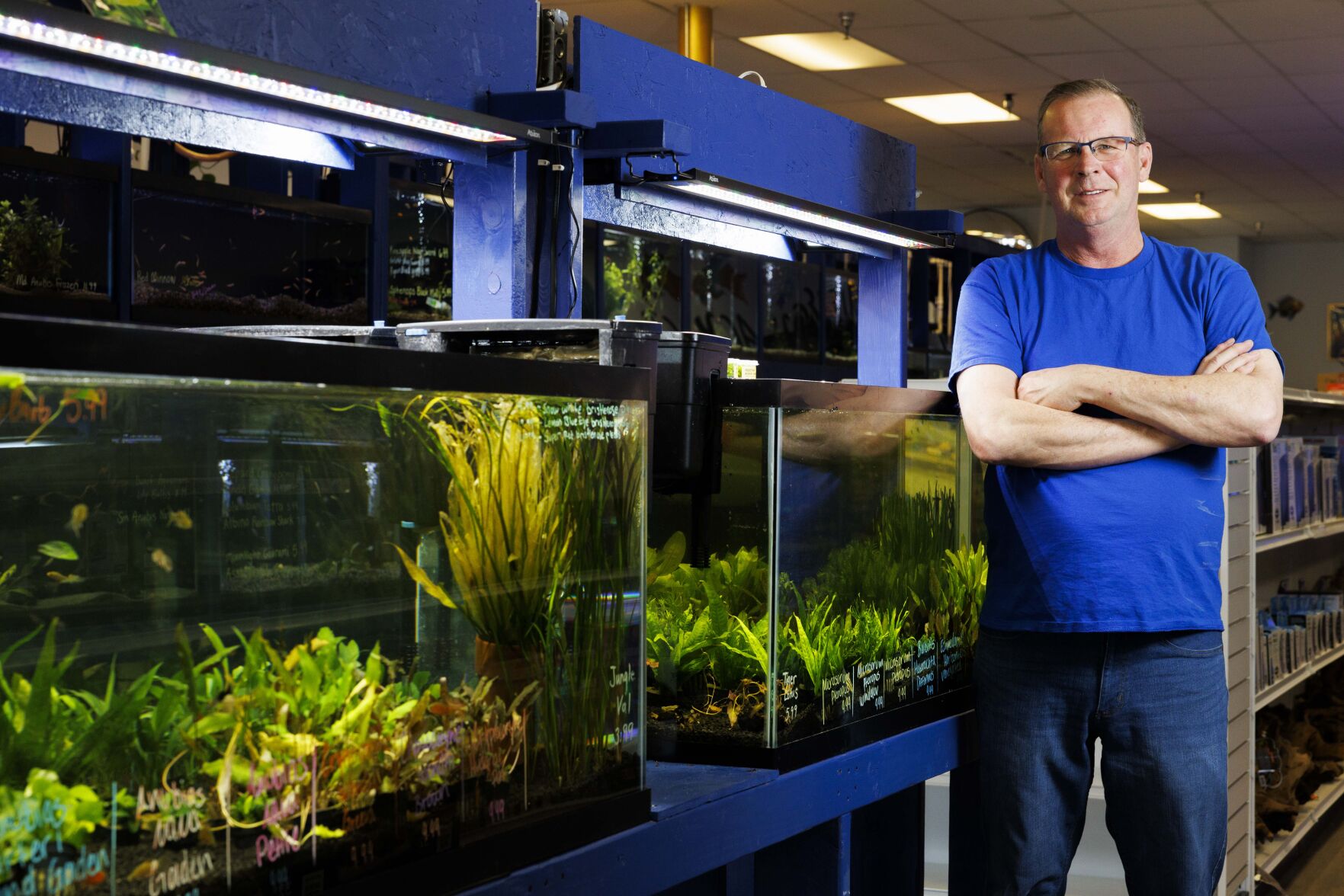 Omaha small business: Fish store owner wants people hooked