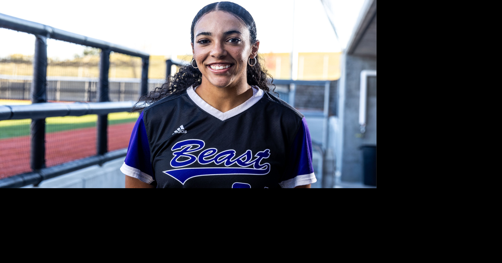 Bellevue East's Alisha McMurtry reaches another level in the circle and ...