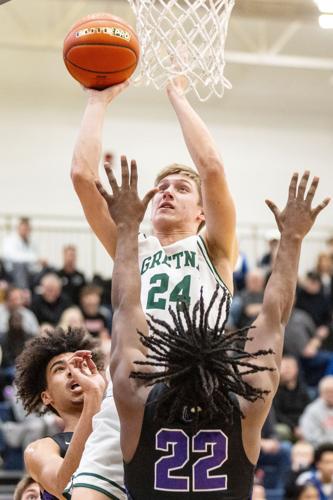 010324-owh-spo-metroboys-cm-08