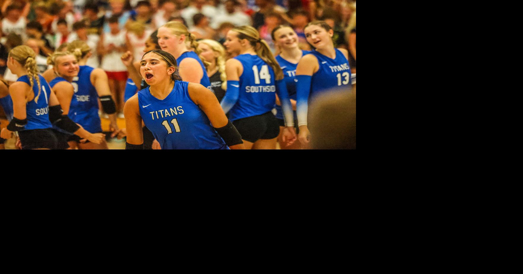 Photos: Titans sweep Monarchs in Battle of Papio