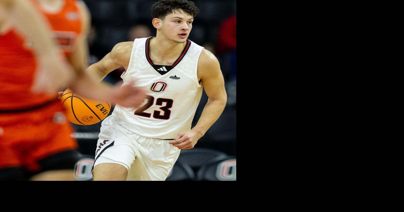 Omaha men's basketball defeats Doane in season opener