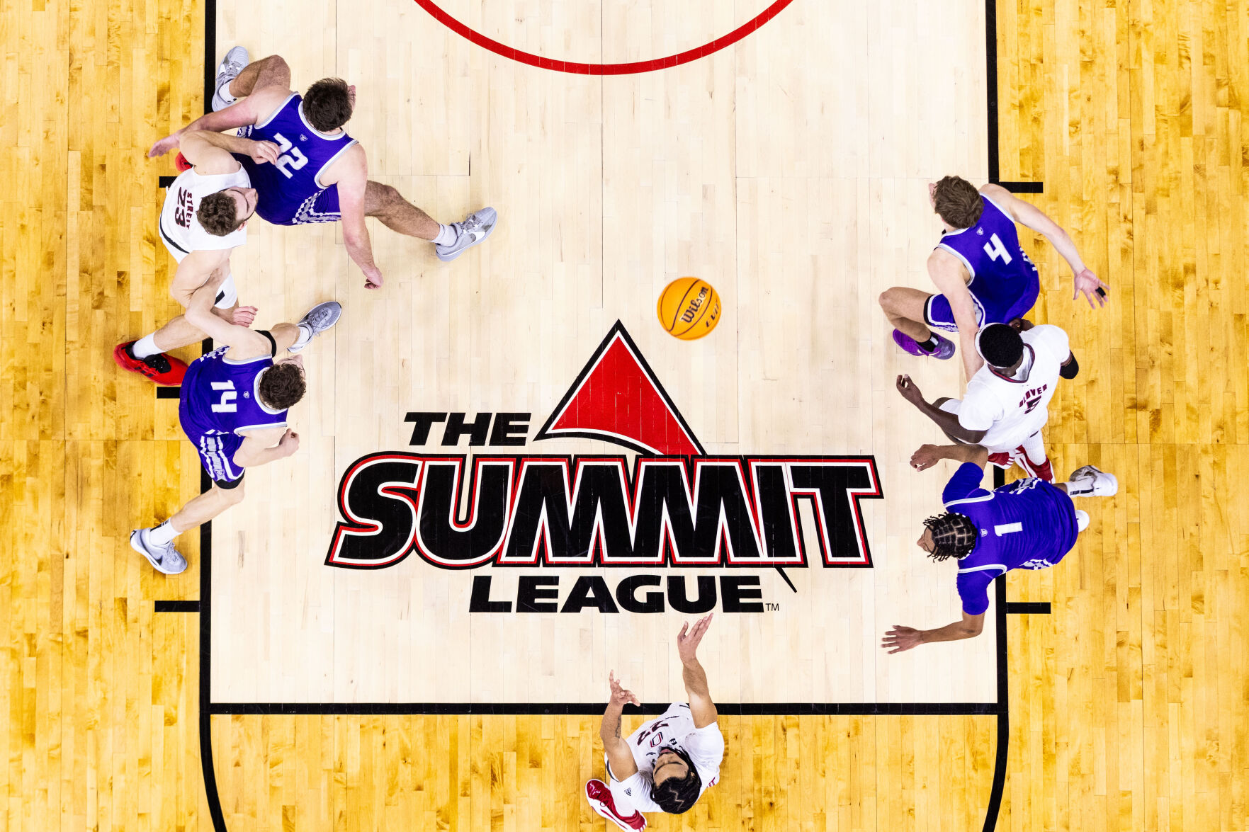 UNO basketball win streak means no mercy on trash cans