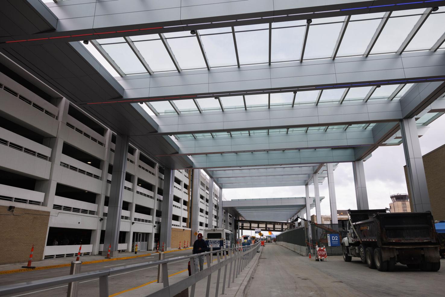 Omaha's Eppley Airfield continues its $950 million terminal expansion