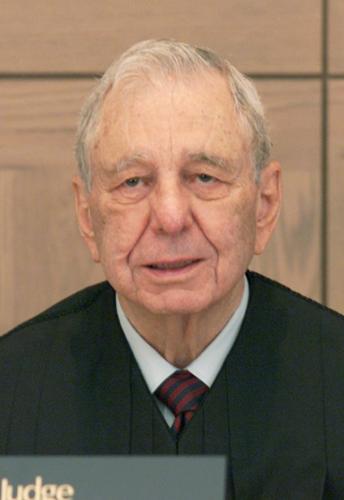 Retired Judge Donald Ross of Omaha lived by a simple rule: Do what's right