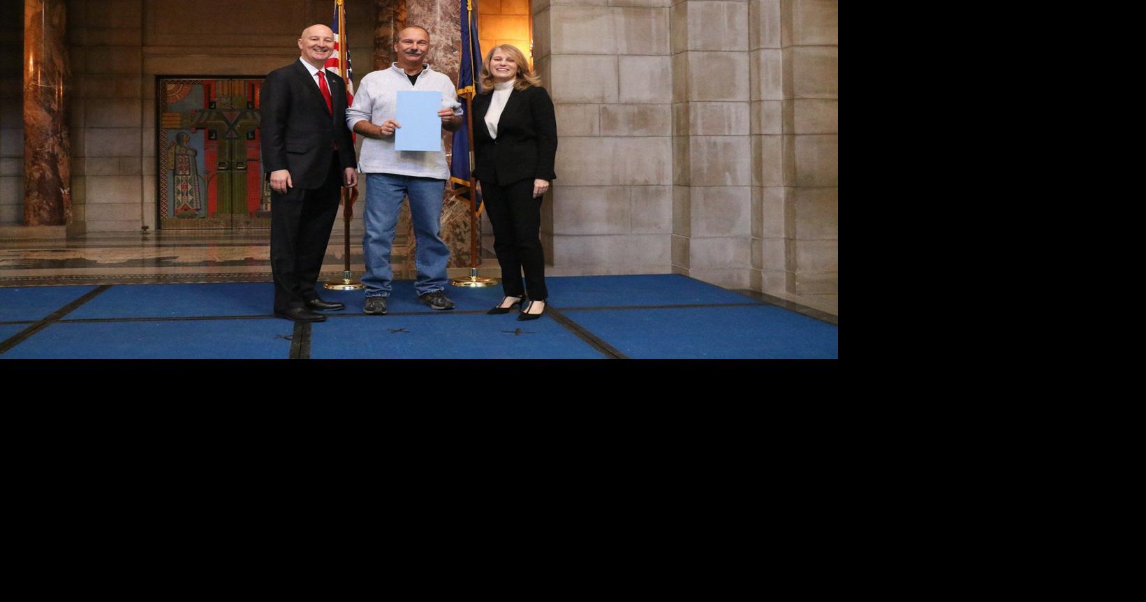 Lifesaving Nebraska flood heroes honored by Gov. Ricketts, first lady ...