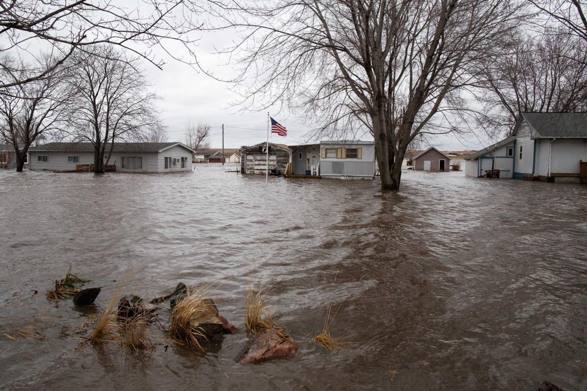 Live updates: Floods continue sweep through Nebraska, Iowa on Friday ...