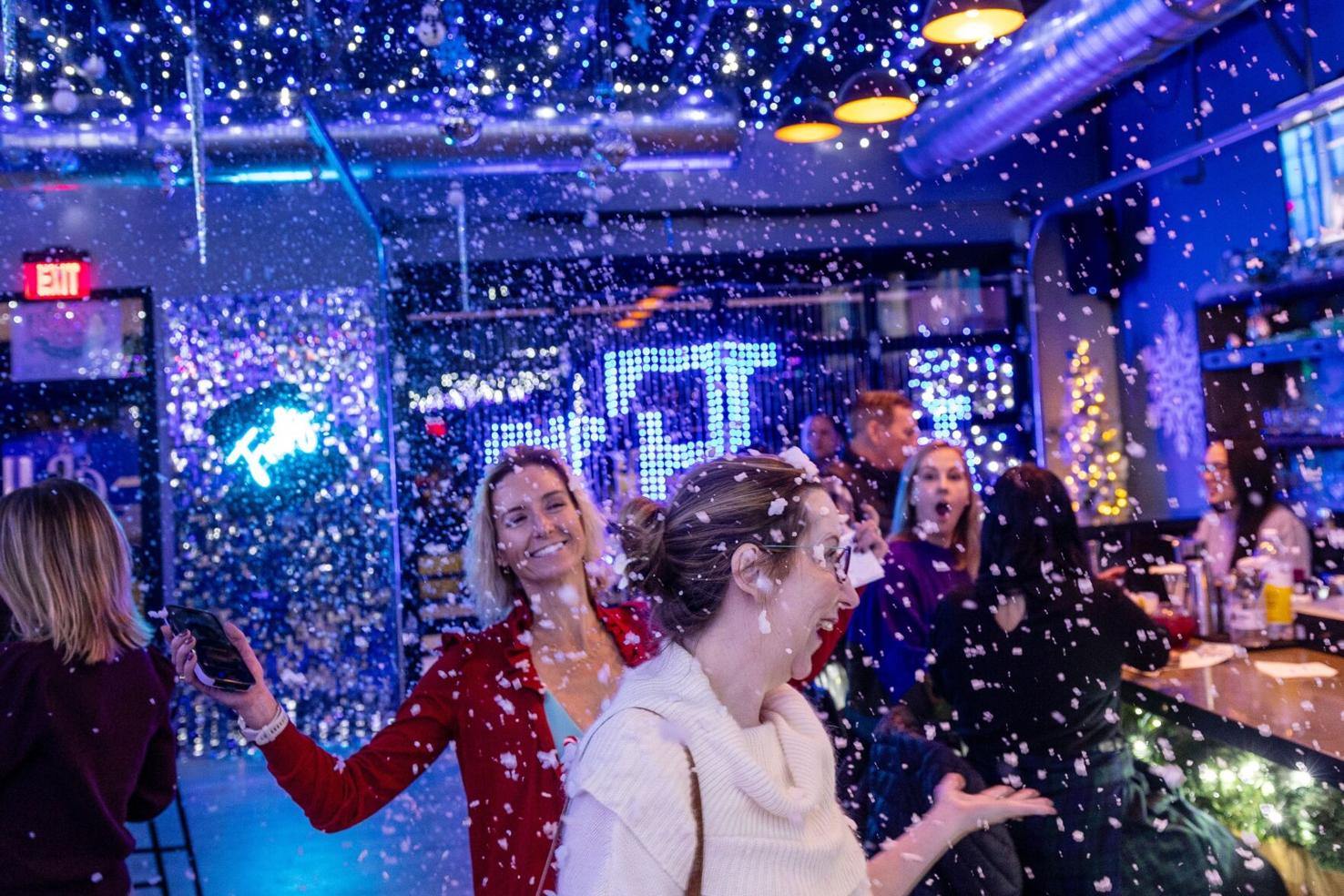 Spirit(s) of the season: Pop-up bars offer festive drinks