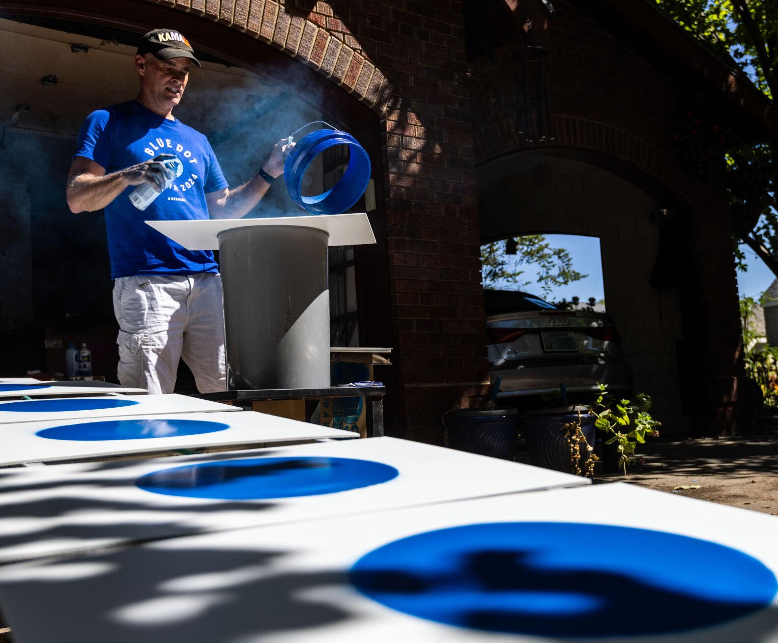 Here's why 'Blue Dot' signs are popping up around Omaha