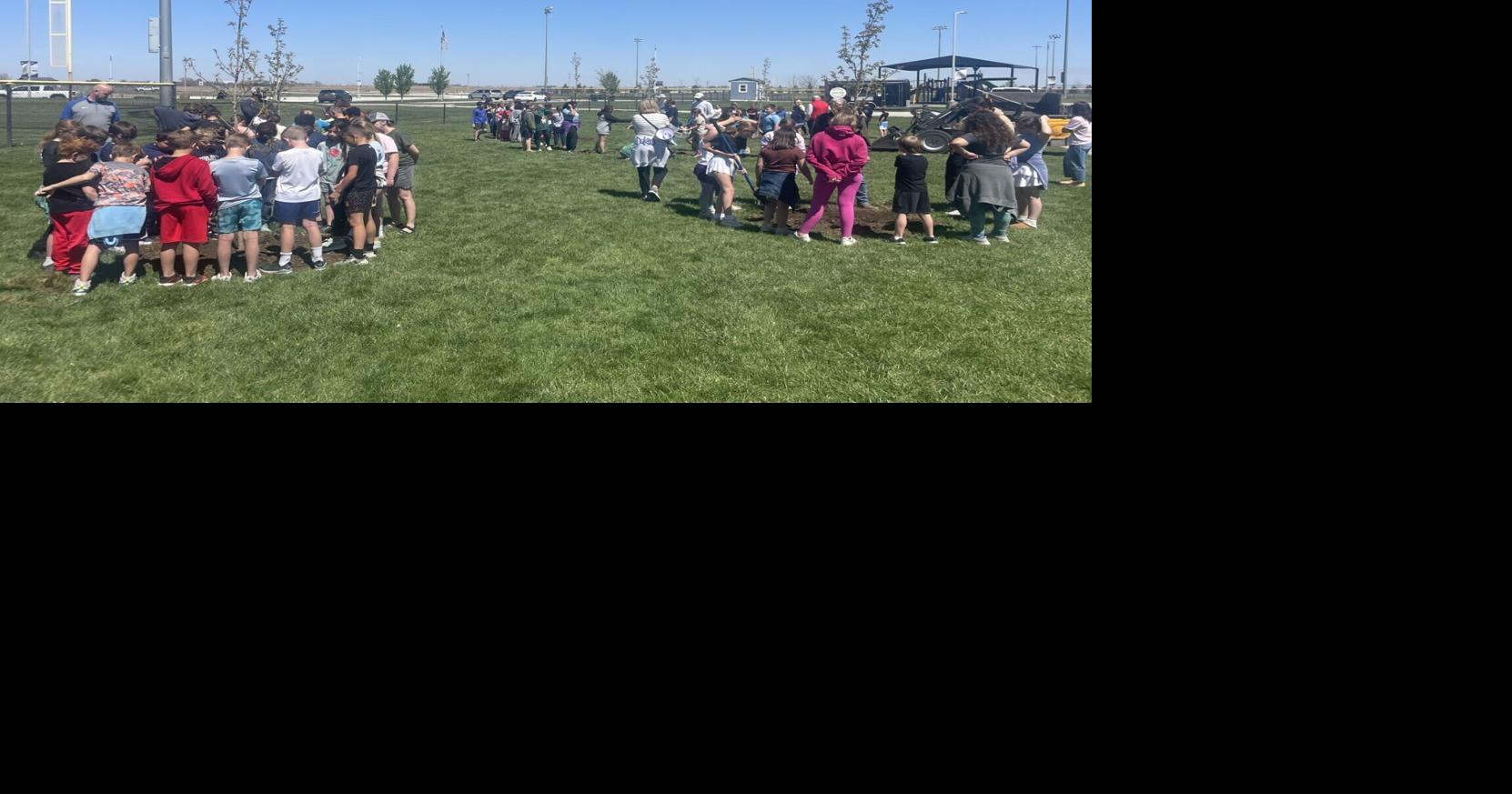 York Parks & Rec celebrates Arbor Day with 4th-graders