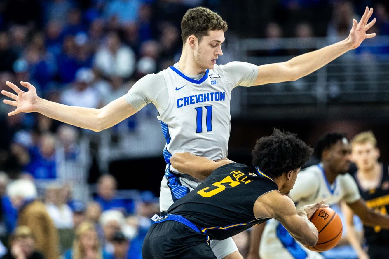 No. 10 Creighton men's basketball uses second-half surge to down No. 21 ...