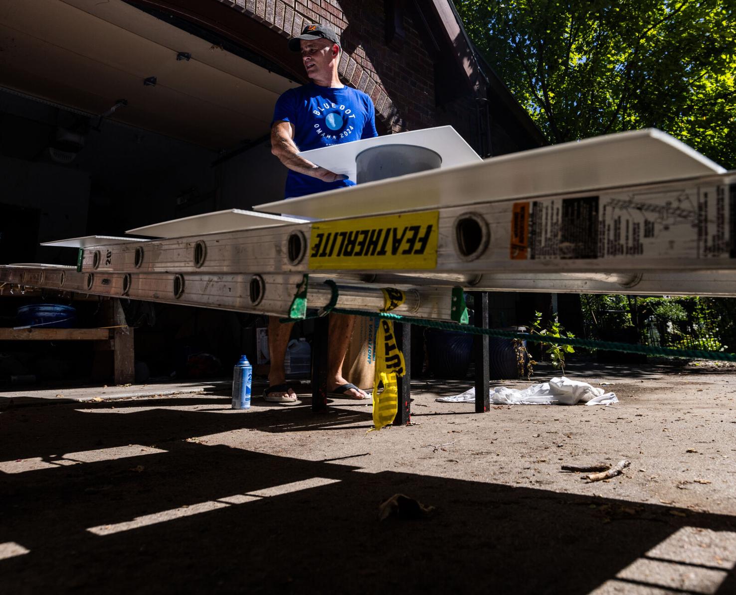 Here's why 'Blue Dot' signs are popping up around Omaha