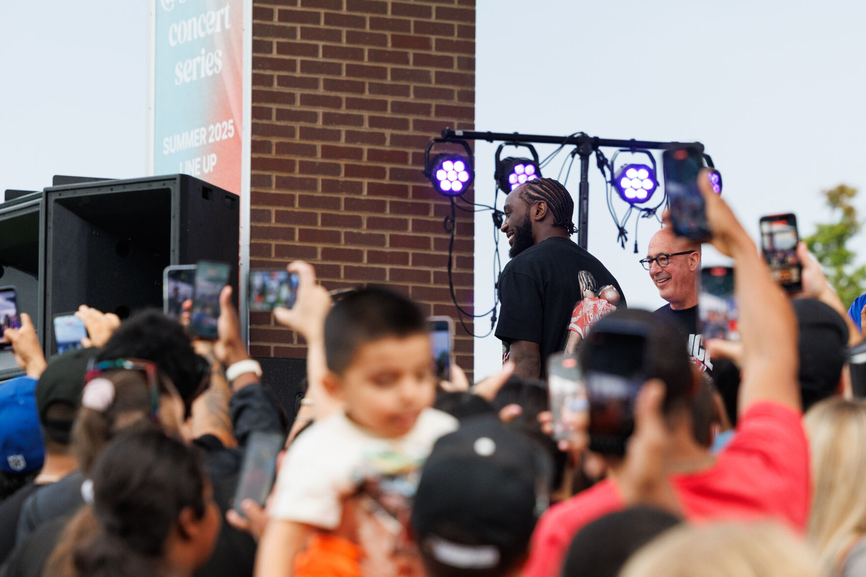 Terence 'Bud' Crawford beats Canelo Alvarez, makes boxing history