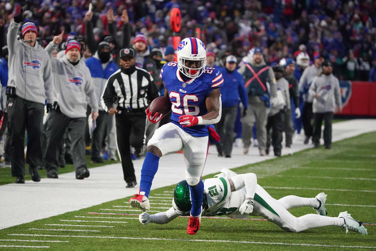 Photos: Buffalo Bills defeat New York Jets 27-10 to clinch AFC East title