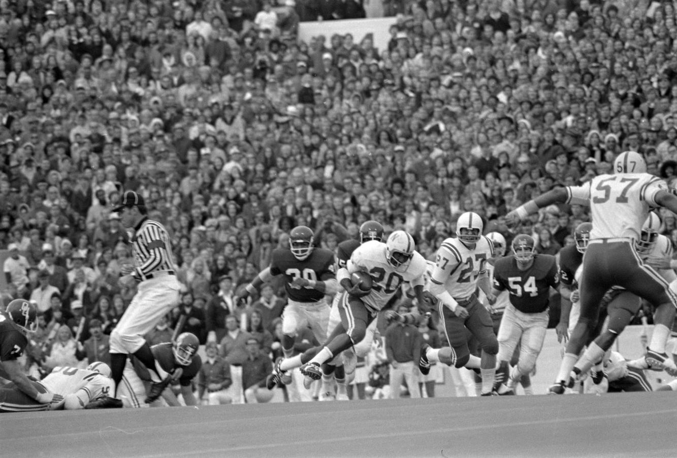 Lyell Bremser’s call of Johnny Rodgers' punt return lives on as ...