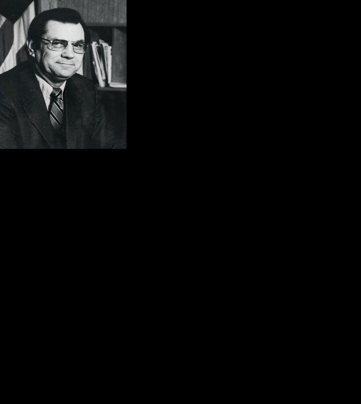 An Omaha native and FBI agent nicknamed 'Jaws' for his toughness once ...