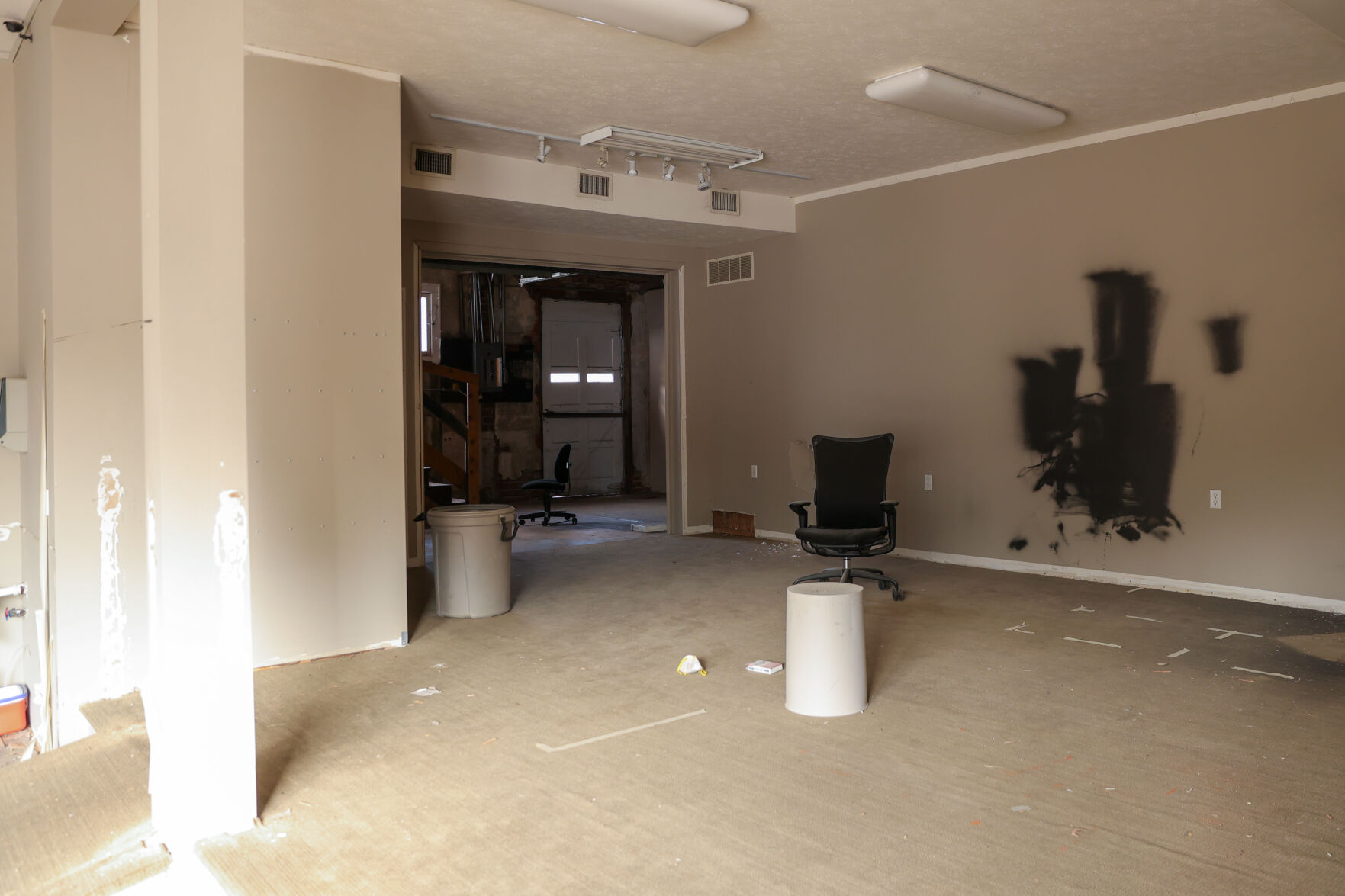 Photos: Ooh De Lally prepares new location for renovations