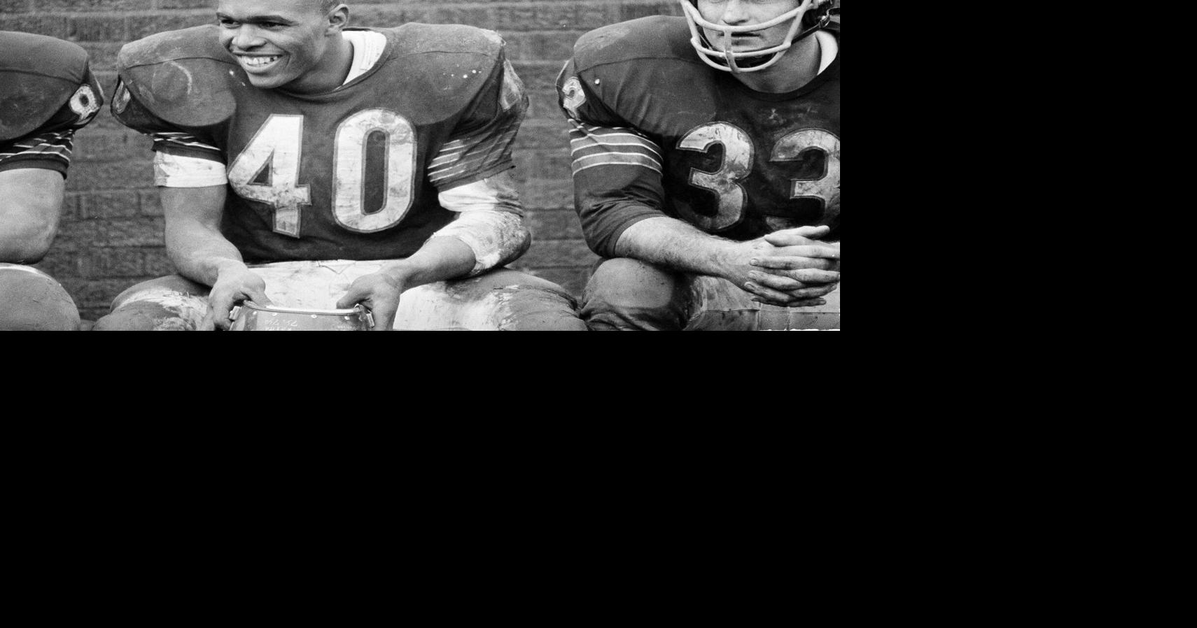 Chicago Bears to honor Gale Sayers during Sunday's game